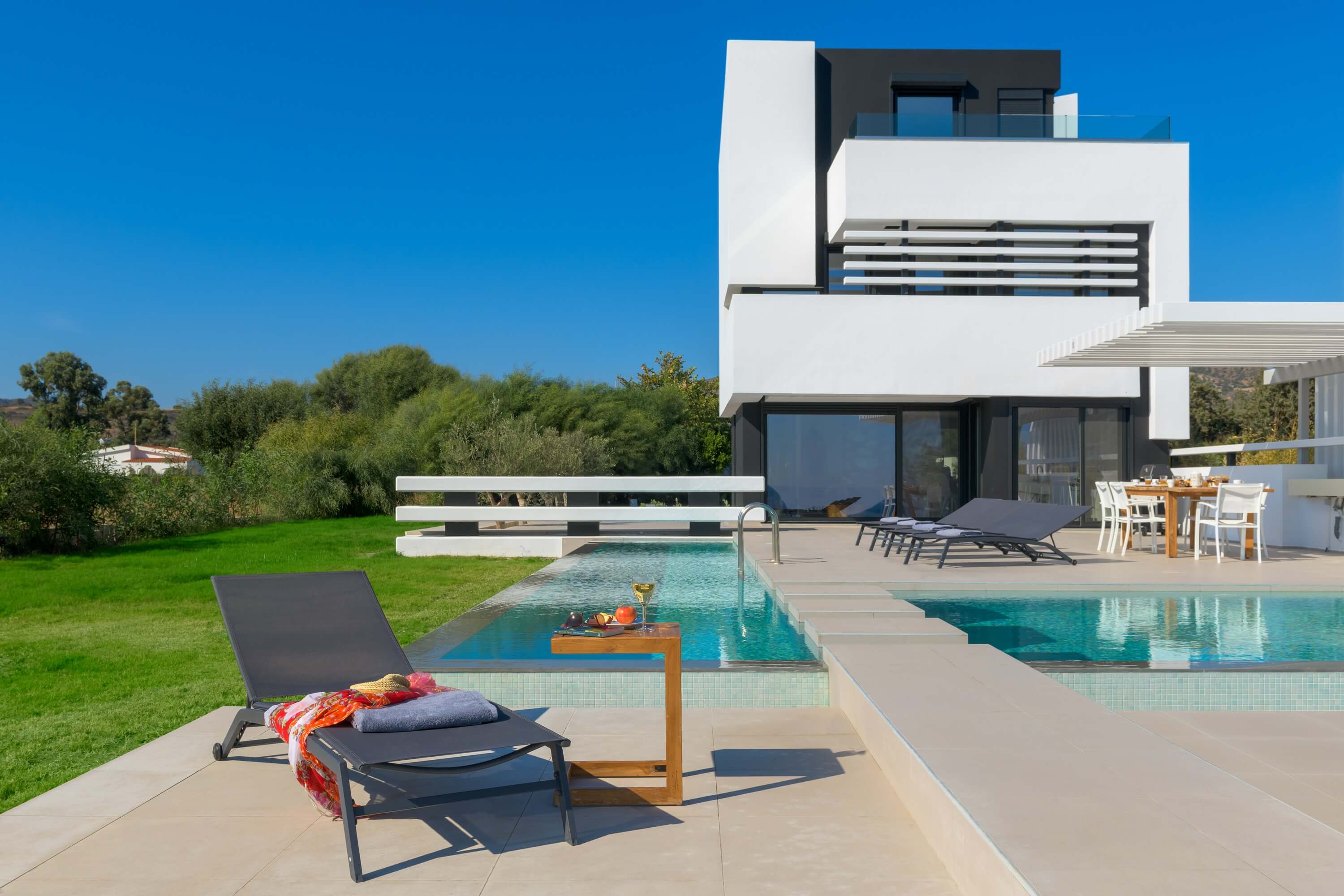 Royal Albatross Villa auf Rhodos mit privatem Pool buchen - VILLTRAVEL ...