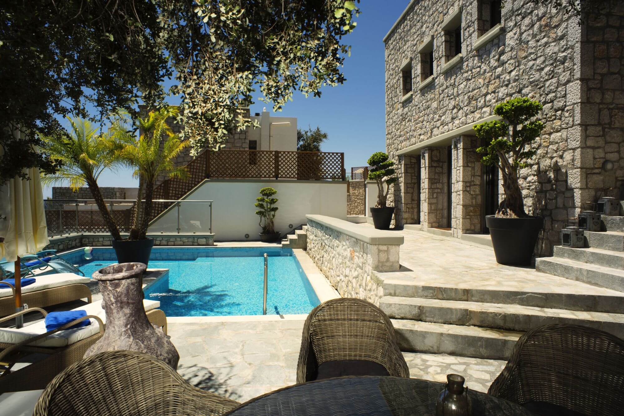 Villa auf Rhodos mit privatem Pool in Strandnähe buchen - VILLTRAVEL ...